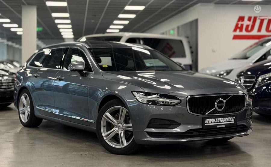 Grey Volvo V90 2017 in Klaipeda, with an engine capacity of 2.00 L and mileage of 238 thousand km for 18650 €, photo 25 on AUTOMOTO.COM.LV