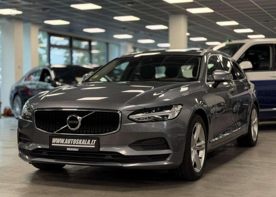 Grey Volvo V90 2017 in Klaipeda, with an engine capacity of 2.00 L and mileage of 238 thousand km for 18650 €, photo 27 on AUTOMOTO.COM.LV