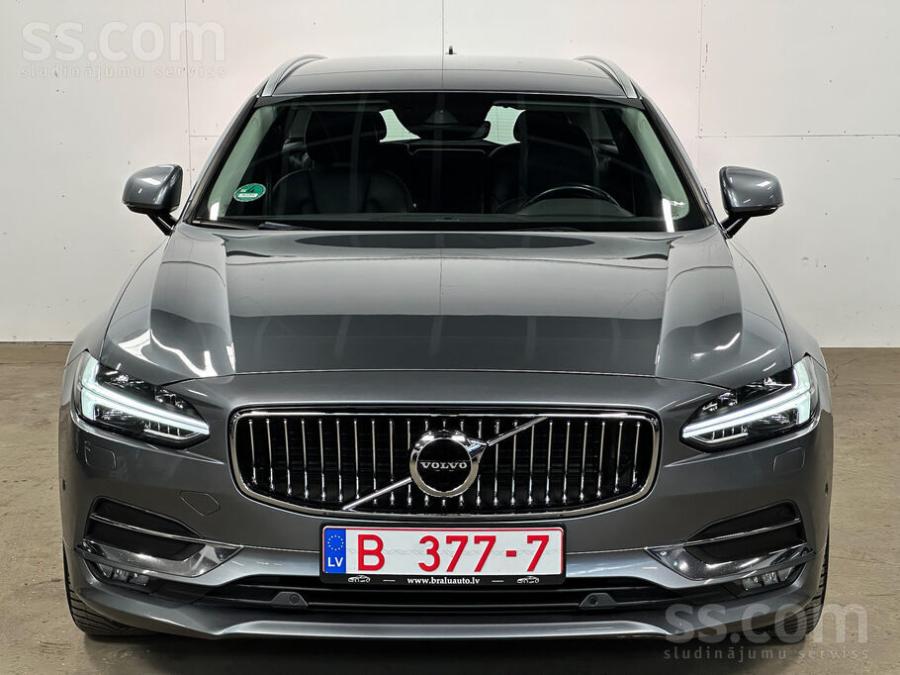 Grey Volvo V90 2017 in Jurmala, with an engine capacity of 2.00 L and mileage of 345 thousand km for 12950 €, photo 6 on AUTOMOTO.COM.LV