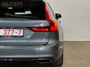 Grey Volvo V90 2017 in Jurmala, with an engine capacity of 2.00 L and mileage of 345 thousand km for 12950 €, photo 13 on AUTOMOTO.COM.LV
