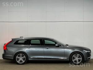 Grey Volvo V90 2017 in Jurmala, with an engine capacity of 2.00 L and mileage of 345 thousand km for 12950 €, photo 14 on AUTOMOTO.COM.LV