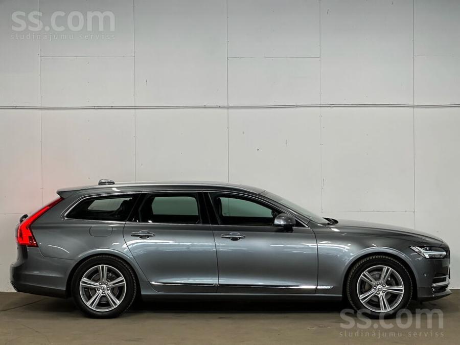 Grey Volvo V90 2017 in Jurmala, with an engine capacity of 2.00 L and mileage of 345 thousand km for 12950 €, photo 14 on AUTOMOTO.COM.LV
