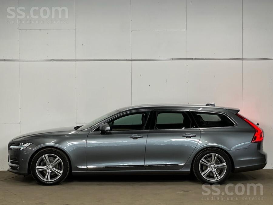 Grey Volvo V90 2017 in Jurmala, with an engine capacity of 2.00 L and mileage of 345 thousand km for 12950 €, photo 15 on AUTOMOTO.COM.LV