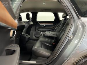 Grey Volvo V90 2017 in Jurmala, with an engine capacity of 2.00 L and mileage of 345 thousand km for 12950 €, photo 26 on AUTOMOTO.COM.LV