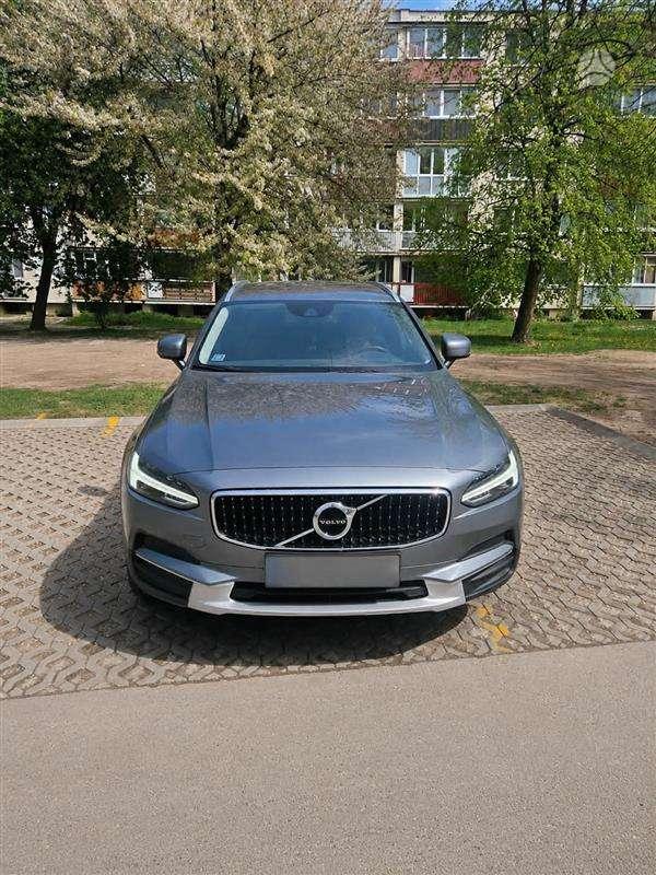 Pelēks Volvo V90 2017 Viļņa, ar dzinēja tilpumu 1.97 L un nobraukumu 250 tūkst. km par 20000 €, foto 1 vietnē AUTOMOTO.COM.LV