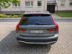 Pelēks Volvo V90 2017 Viļņa, ar dzinēja tilpumu 1.97 L un nobraukumu 250 tūkst. km par 20000 €, foto 5 vietnē AUTOMOTO.COM.LV