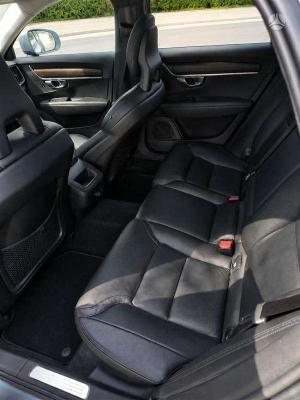 Pelēks Volvo V90 2017 Viļņa, ar dzinēja tilpumu 1.97 L un nobraukumu 250 tūkst. km par 20000 €, foto 12 vietnē AUTOMOTO.COM.LV
