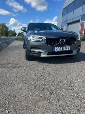 Grey Volvo V90 2017 in Tallinn, with an engine capacity of 2.00 L and mileage of 280 thousand km for 22500 €, photo  on AUTOMOTO.COM.LV