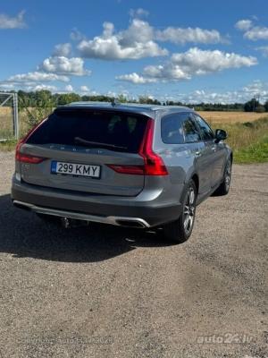 Grey Volvo V90 2017 in Tallinn, with an engine capacity of 2.00 L and mileage of 280 thousand km for 22500 €, photo 5 on AUTOMOTO.COM.LV
