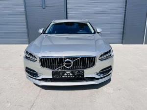 Grey Volvo V90 2017 in Utena, with an engine capacity of 1.97 L and mileage of 295 thousand km for 14950 €, photo 3 on AUTOMOTO.COM.LV
