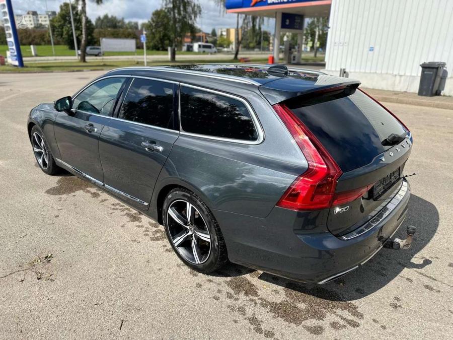 Pelēks Volvo V90 2017 Rokiškis, ar dzinēja tilpumu 1.97 L un nobraukumu 411 tūkst. km par 8750 €, foto 7 vietnē AUTOMOTO.COM.LV