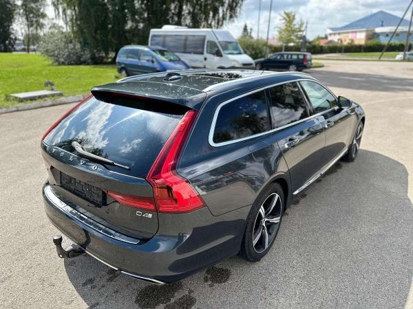 Pelēks Volvo V90 2017 Rokiškis, ar dzinēja tilpumu 1.97 L un nobraukumu 411 tūkst. km par 8750 €, foto 10 vietnē AUTOMOTO.COM.LV