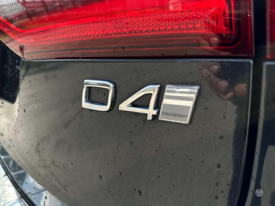 Pelēks Volvo V90 2017 Rokiškis, ar dzinēja tilpumu 1.97 L un nobraukumu 411 tūkst. km par 8750 €, foto 12 vietnē AUTOMOTO.COM.LV