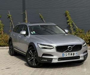 Grey Volvo V90 2017 in Vilnius, with an engine capacity of 1.97 L and mileage of 205 thousand km for 13700 €, photo  on AUTOMOTO.COM.LV