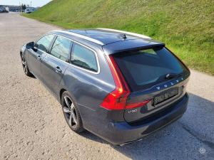 Grey Volvo V90 2017 in Vilnius, with an engine capacity of 1.97 L and mileage of 231 thousand km for 15250 €, photo 4 on AUTOMOTO.COM.LV