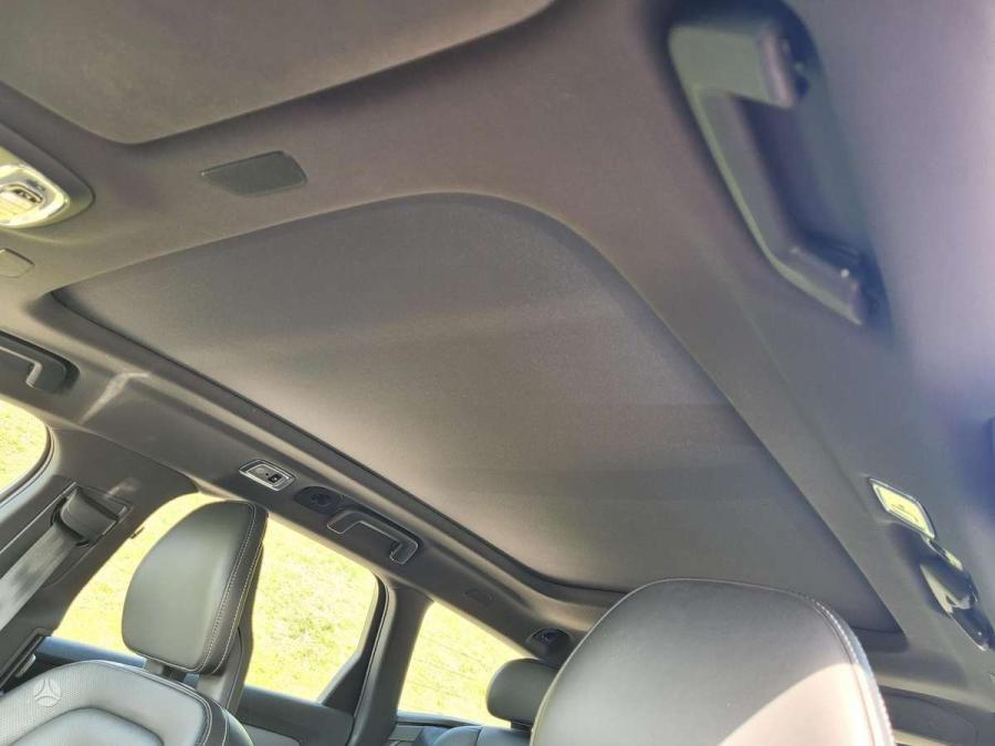 Grey Volvo V90 2017 in Vilnius, with an engine capacity of 1.97 L and mileage of 231 thousand km for 15250 €, photo 16 on AUTOMOTO.COM.LV
