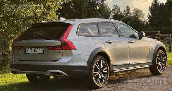 Grey Volvo V90 2017 in Jelgava, with an engine capacity of 2.00 L and mileage of 274 thousand km for 16650 €, photo 5 on AUTOMOTO.COM.LV