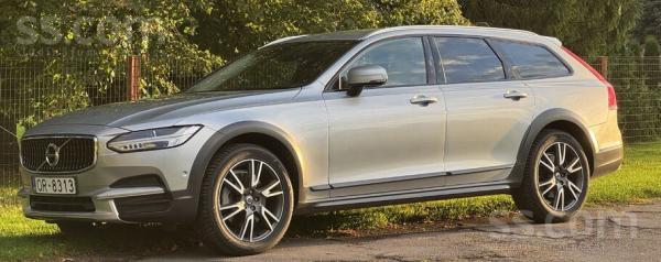 Grey Volvo V90 2017 in Jelgava, with an engine capacity of 2.00 L and mileage of 274 thousand km for 16650 €, photo 9 on AUTOMOTO.COM.LV
