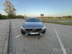 Pelēks Volvo V90 2018 Liepāja, ar dzinēja tilpumu 2.00 L un nobraukumu 256 tūkst. km par 15100 €, foto 3 vietnē AUTOMOTO.COM.LV