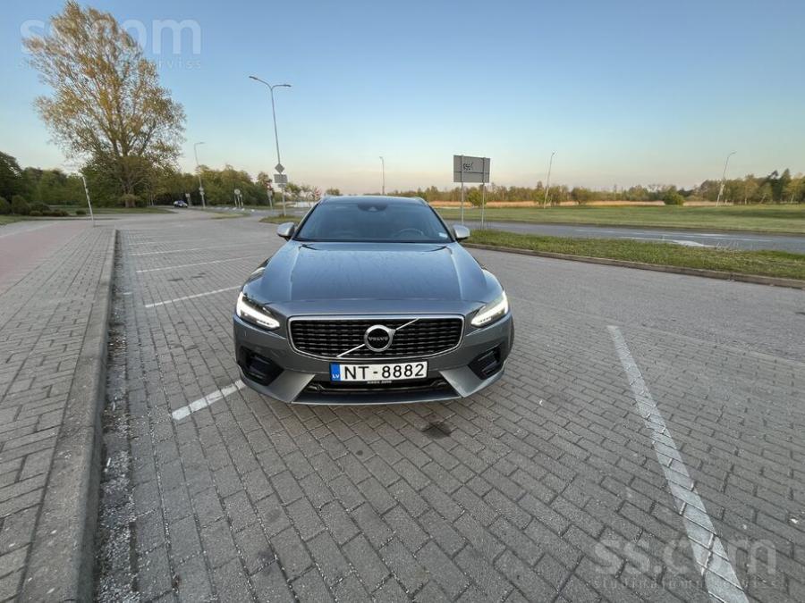 Pelēks Volvo V90 2018 Liepāja, ar dzinēja tilpumu 2.00 L un nobraukumu 256 tūkst. km par 15100 €, foto 3 vietnē AUTOMOTO.COM.LV