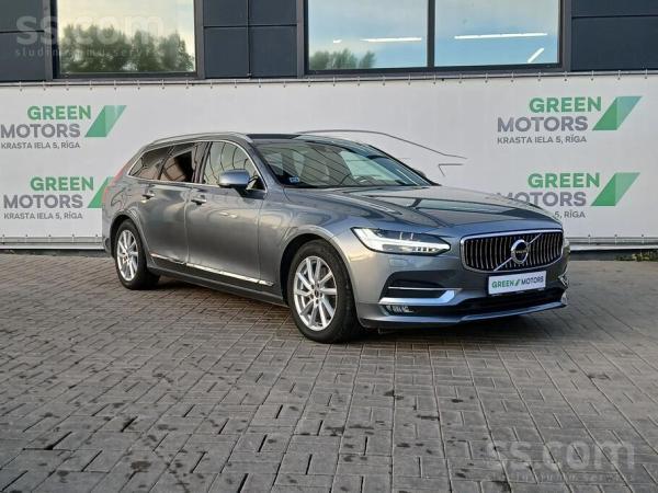 Grey Volvo V90 2018 in Riga, with an engine capacity of 2.00 L and mileage of 187 thousand km for 19250 €, photo 1 on AUTOMOTO.COM.LV
