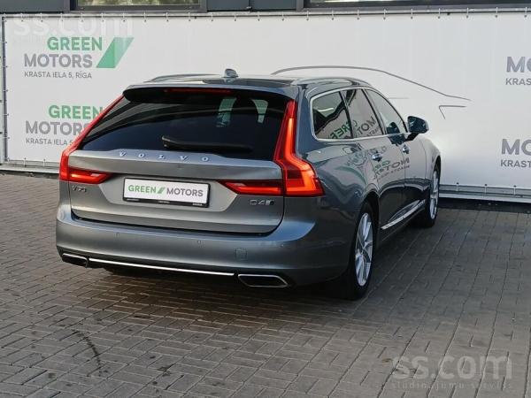 Grey Volvo V90 2018 in Riga, with an engine capacity of 2.00 L and mileage of 187 thousand km for 19250 €, photo 10 on AUTOMOTO.COM.LV