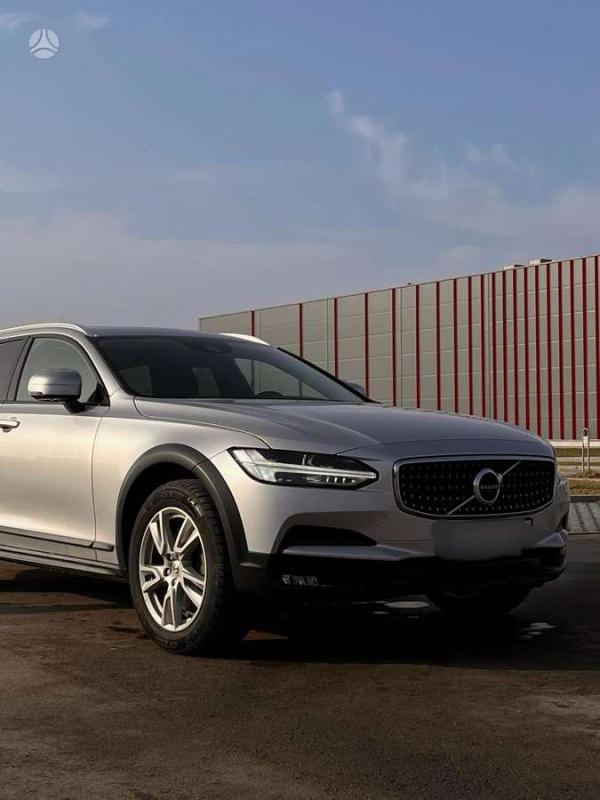 Pelēks Volvo V90 2018 Klaipėda, ar dzinēja tilpumu 1.97 L un nobraukumu 83 tūkst. km par 23500 €, foto 2 vietnē AUTOMOTO.COM.LV