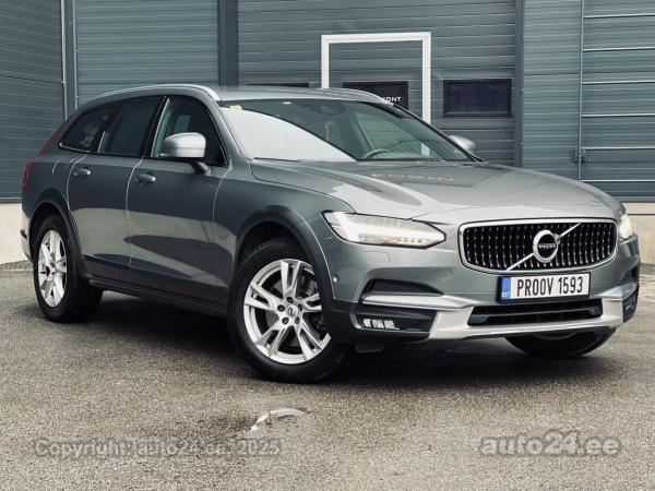 Grey Volvo V90 2018 in Tallinn, with an engine capacity of 2.00 L and mileage of 179 thousand km for 18999 €, photo 1 on AUTOMOTO.COM.LV