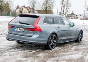 Pelēks Volvo V90 2018 Cēsis, ar dzinēja tilpumu 2.00 L un nobraukumu 0 tūkst. km par 23500 €, foto 8 vietnē AUTOMOTO.COM.LV