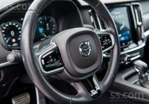Pelēks Volvo V90 2018 Cēsis, ar dzinēja tilpumu 2.00 L un nobraukumu 0 tūkst. km par 23500 €, foto 17 vietnē AUTOMOTO.COM.LV