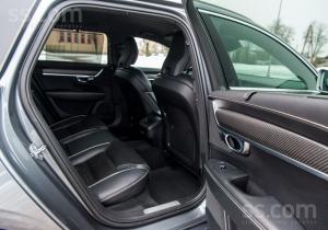 Pelēks Volvo V90 2018 Cēsis, ar dzinēja tilpumu 2.00 L un nobraukumu 0 tūkst. km par 23500 €, foto 30 vietnē AUTOMOTO.COM.LV