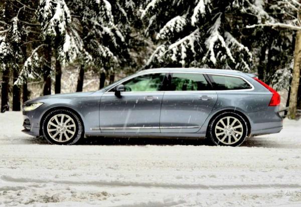 Pelēks Volvo V90 2018 Viļņa, ar dzinēja tilpumu 1.97 L un nobraukumu 298 tūkst. km par 13300 €, foto 5 vietnē AUTOMOTO.COM.LV