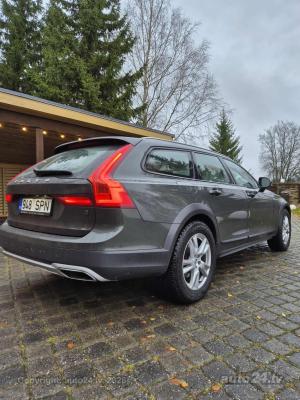 Grey Volvo V90 2018 in Tallinn, with an engine capacity of 2.00 L and mileage of 204 thousand km for 19900 €, photo 10 on AUTOMOTO.COM.LV