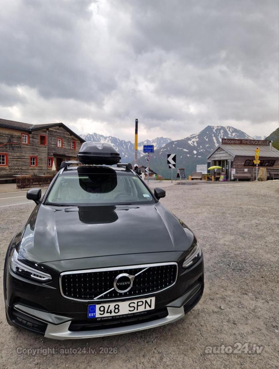 Grey Volvo V90 2018 in Tallinn, with an engine capacity of 2.00 L and mileage of 204 thousand km for 19900 €, photo 11 on AUTOMOTO.COM.LV