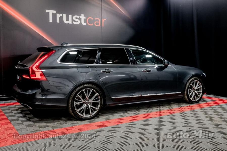 Pelēks Volvo V90 2018 Pērnava, ar dzinēja tilpumu 2.00 L un nobraukumu 184 tūkst. km par 18900 €, foto 8 vietnē AUTOMOTO.COM.LV