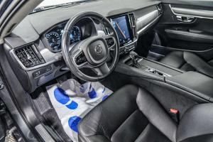 Grey Volvo V90 2018 in Kaunas, with an engine capacity of 2.00 L and mileage of 285 thousand km for 15490 €, photo 5 on AUTOMOTO.COM.LV