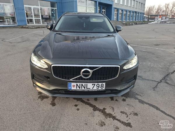 Grey Volvo V90 2018 in Siauliai, with an engine capacity of 2.00 L and mileage of 366 thousand km for 11000 €, photo 1 on AUTOMOTO.COM.LV
