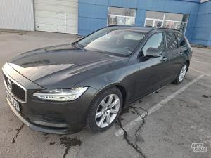 Grey Volvo V90 2018 in Siauliai, with an engine capacity of 2.00 L and mileage of 366 thousand km for 11000 €, photo 3 on AUTOMOTO.COM.LV
