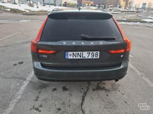 Grey Volvo V90 2018 in Siauliai, with an engine capacity of 2.00 L and mileage of 366 thousand km for 11000 €, photo 6 on AUTOMOTO.COM.LV