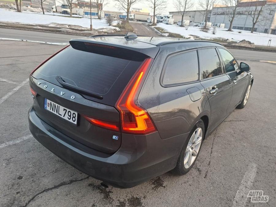 Pelēks Volvo V90 2018 Šauļi, ar dzinēja tilpumu 2.00 L un nobraukumu 366 tūkst. km par 11000 €, foto 7 vietnē AUTOMOTO.COM.LV