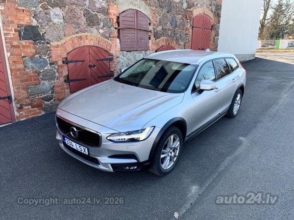 Pelēks Volvo V90 2018 Tartu, ar dzinēja tilpumu 2.00 L un nobraukumu 265 tūkst. km par 17999 €, foto 1 vietnē AUTOMOTO.COM.LV