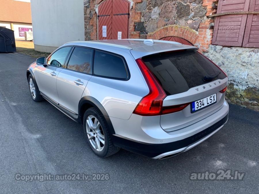 Pelēks Volvo V90 2018 Tartu, ar dzinēja tilpumu 2.00 L un nobraukumu 265 tūkst. km par 17999 €, foto 5 vietnē AUTOMOTO.COM.LV