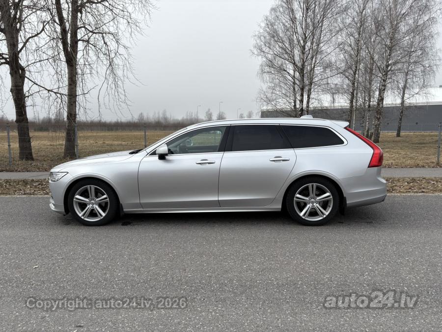 Grey Volvo V90 2018 in Tallinn, with an engine capacity of 2.00 L and mileage of 205 thousand km for 21900 €, photo 9 on AUTOMOTO.COM.LV