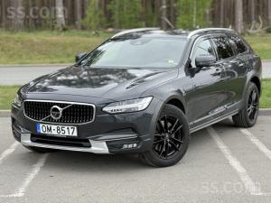 Grey Volvo V90 2018 in Riga, with an engine capacity of 2.00 L and mileage of 151 thousand km for 24750 €, photo 4 on AUTOMOTO.COM.LV