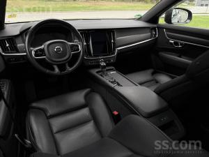 Grey Volvo V90 2018 in Riga, with an engine capacity of 2.00 L and mileage of 151 thousand km for 24750 €, photo 15 on AUTOMOTO.COM.LV