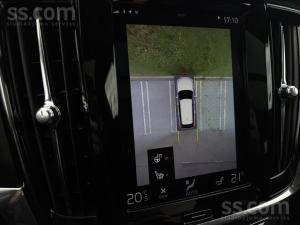 Grey Volvo V90 2018 in Riga, with an engine capacity of 2.00 L and mileage of 151 thousand km for 24750 €, photo 22 on AUTOMOTO.COM.LV
