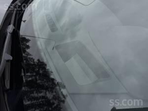 Grey Volvo V90 2018 in Riga, with an engine capacity of 2.00 L and mileage of 151 thousand km for 24750 €, photo 24 on AUTOMOTO.COM.LV