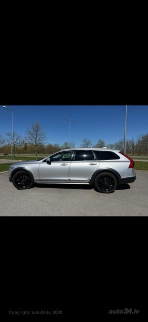 Pelēks Volvo V90 2018 Tallina, ar dzinēja tilpumu 2.00 L un nobraukumu 148 tūkst. km par 25950 €, foto 5 vietnē AUTOMOTO.COM.LV