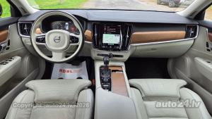 Pelēks Volvo V90 2018 Tallina, ar dzinēja tilpumu 2.00 L un nobraukumu 240 tūkst. km par 16990 €, foto 14 vietnē AUTOMOTO.COM.LV