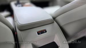 Pelēks Volvo V90 2018 Tallina, ar dzinēja tilpumu 2.00 L un nobraukumu 240 tūkst. km par 16990 €, foto 16 vietnē AUTOMOTO.COM.LV